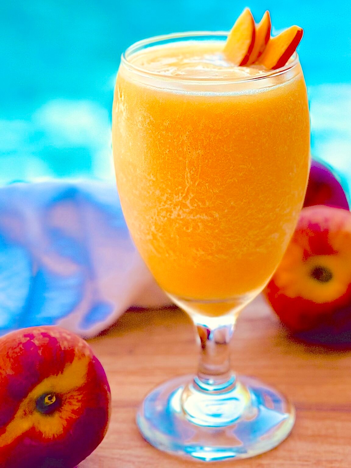 Easy Frozen Peach Bellinis | Jennifer Cooks