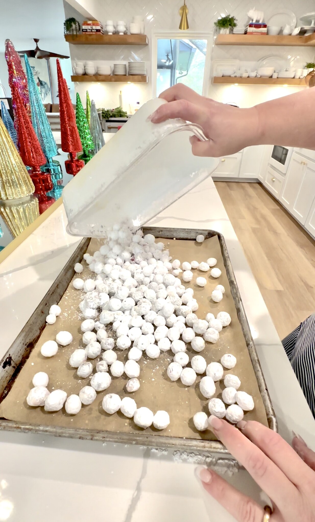 Powdered Sugared Cranberries (Cranberry Snowballs Recipe)