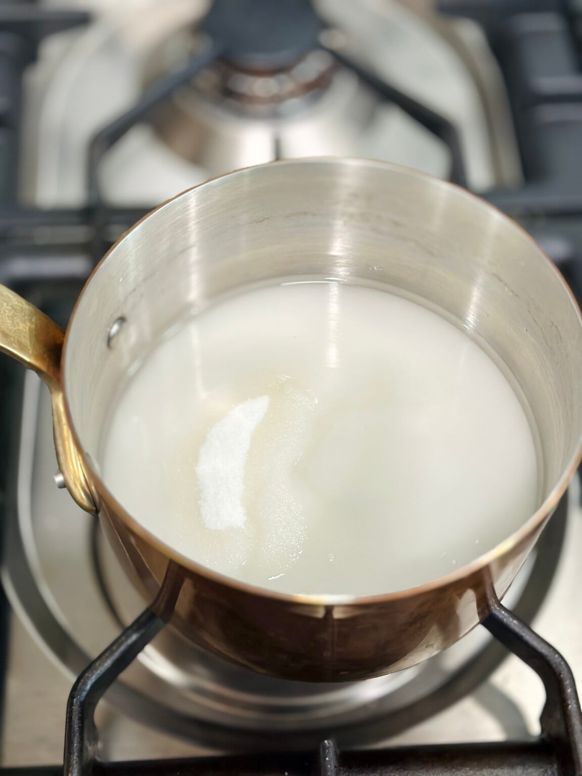 How to Make Easy Double Rich Simple Syrup for Cocktails