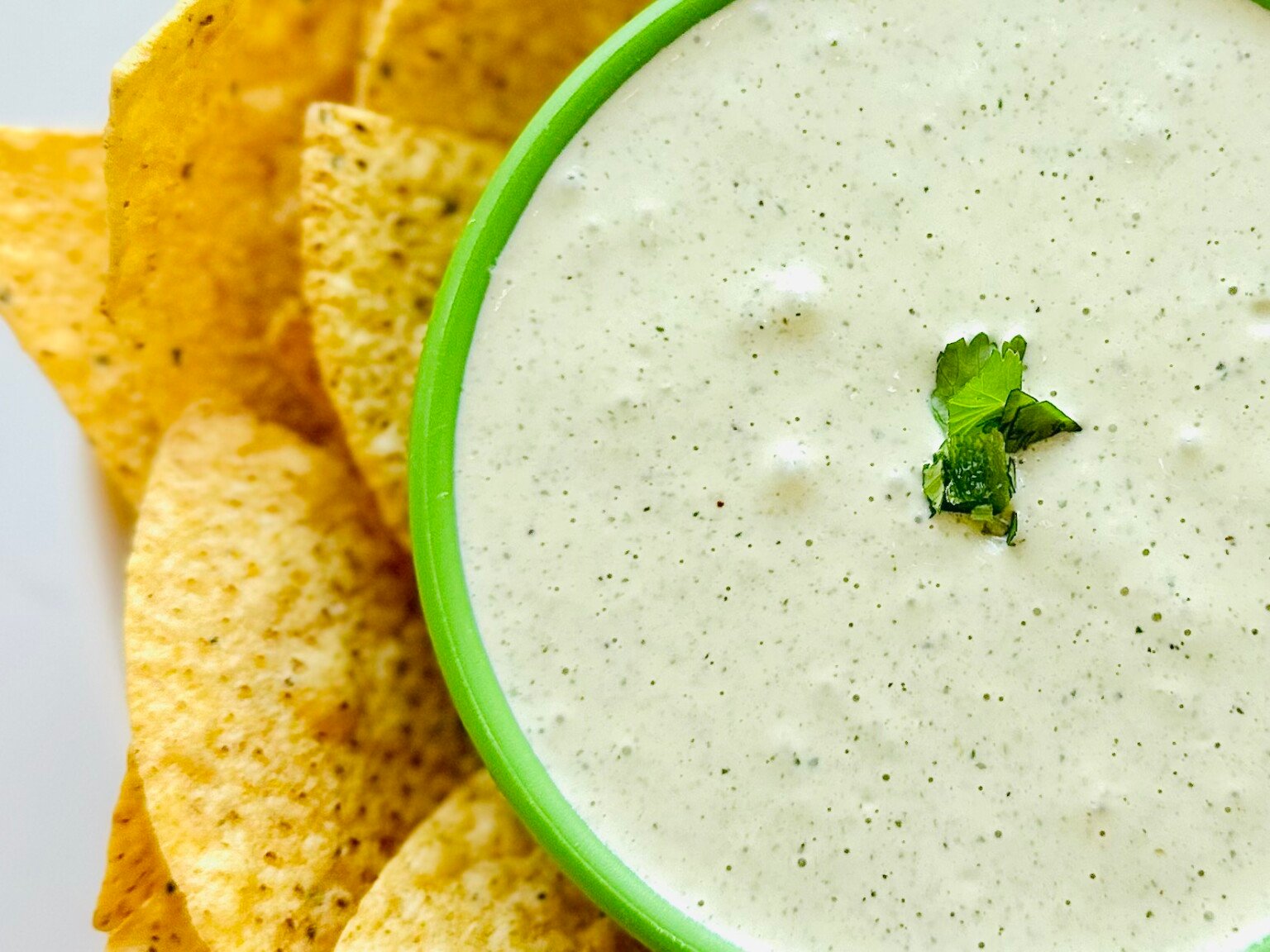 Chuy’s Jalapeno Ranch – Creamy Copycat Dip Recipe